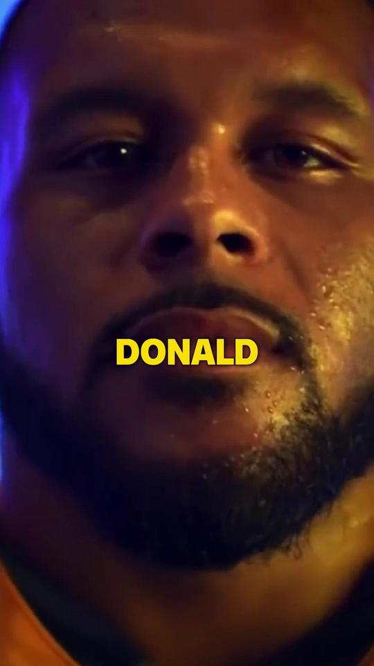 Aaron Donald's DIET & Workout | ClutchPoints